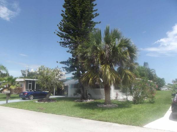 Spanish Lakes One Mobile Home Park in Port Saint Lucie, FL | MHVillage