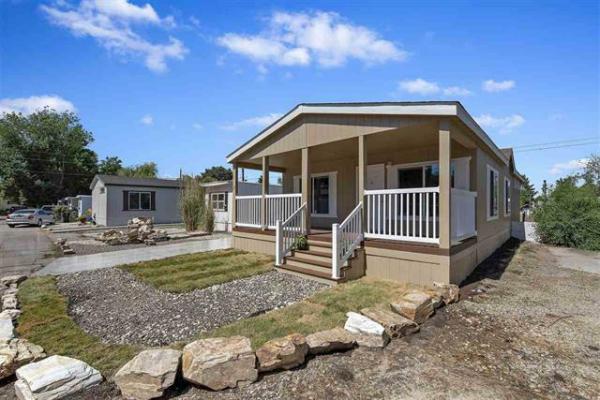 Fleetwood Manufactured Home for Sale in Garden City, ID 83714 for $112,000