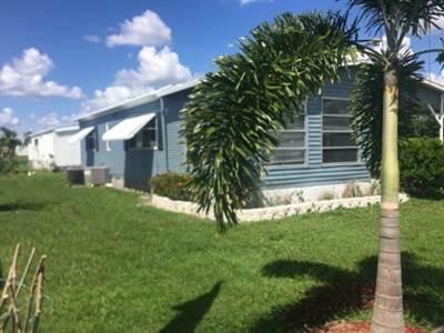 Naples Estates Mobile Home Park in Naples, FL | MHVillage