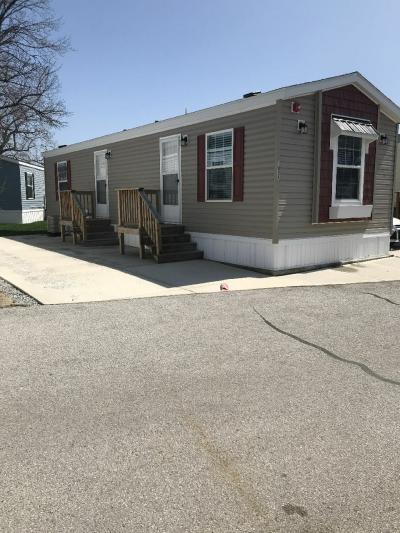 Rosebud Mobile Home Park in Bridgeview, IL | MHVillage