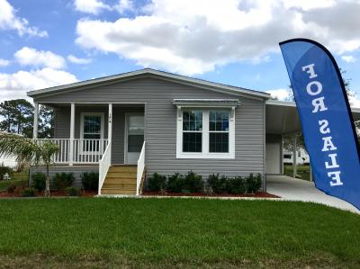 Mid Florida Lakes Mobile Home Park in Leesburg, FL | MHVillage