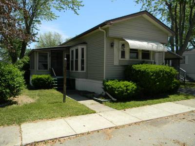 Sterling Estates Mobile Home Park in Adrian, MI | MHVillage