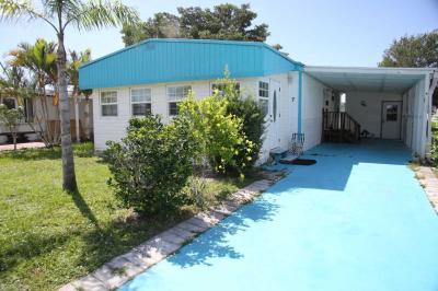 Spanish Lakes One Mobile Home Park in Port Saint Lucie, FL | MHVillage