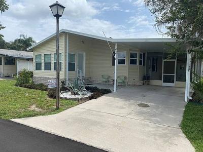 Mid Florida Lakes Mobile Home Park in Leesburg, FL | MHVillage