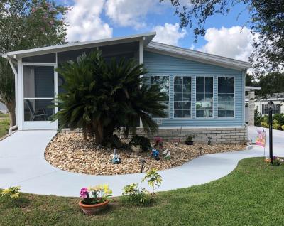 Water Oak Country Club Mobile Home Park in Lady Lake, FL | MHVillage