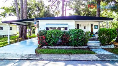 Oak Crest Mobile Home Park Mobile Home Park in Largo, FL | MHVillage