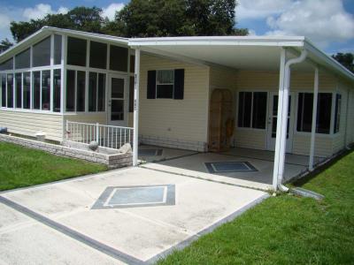 Forest Lake Estates Mobile Home Park in Zephyrhills, FL | MHVillage