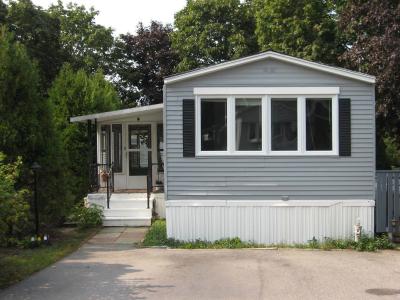 River Pines Mobile Home Park in Nashua, NH | MHVillage