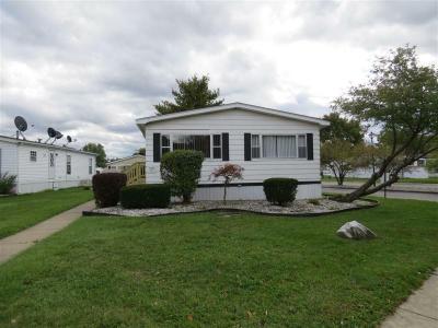 Royal Holiday Mobile Home Park in Canton, MI | MHVillage