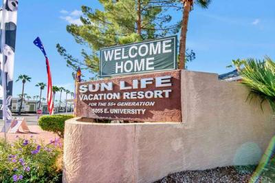 Sun Life Resort Mobile Home Park in Mesa, AZ | MHVillage