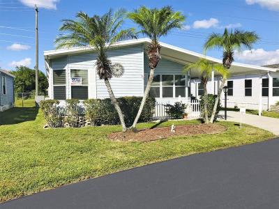 Landmark Naples Mobile Home Park in Naples, FL | MHVillage