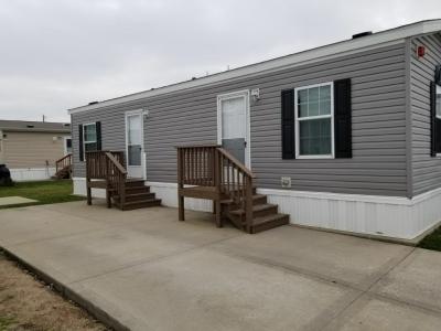 Rosebud Mobile Home Park in Bridgeview, IL | MHVillage