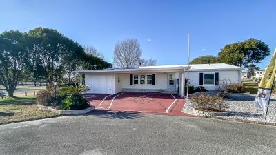 Water Oak Country Club Mobile Home Park in Lady Lake, FL | MHVillage