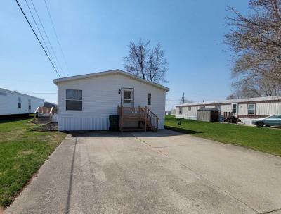 Hyde Park Mobile Home Community Mobile Home Park in Decatur, IL | MHVillage