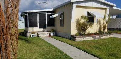 Palm Bay MH and RV Park Mobile Home Park in Palmetto, FL | MHVillage