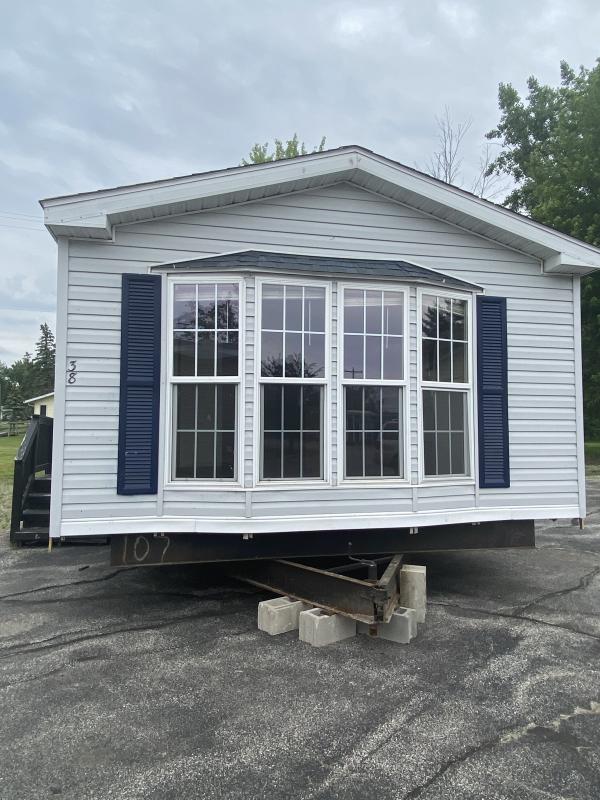 1996 Commodore Mobile Home For Sale | 3364 S. Huron Rd Bay City Mi Bay ...