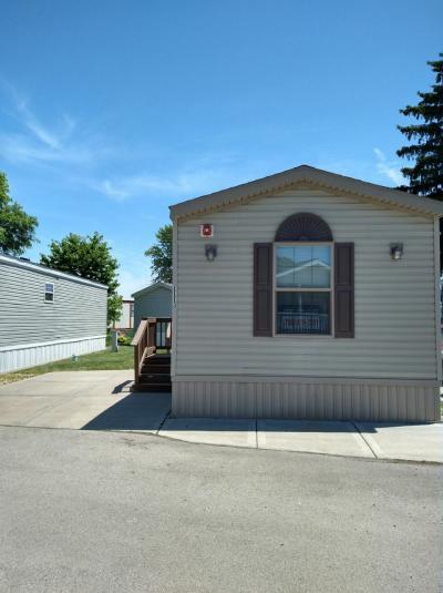 Rosebud Mobile Home Park in Bridgeview, IL | MHVillage