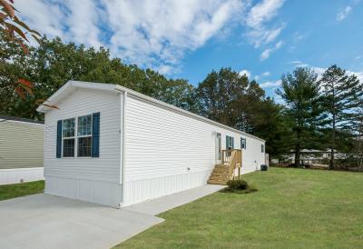Pine Ridge at Crestwood Mobile Home Park in Whiting, NJ | MHVillage