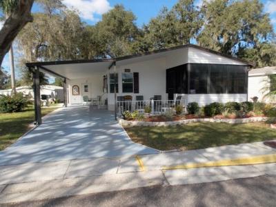 Forest Lake Estates Mobile Home Park in Zephyrhills, FL | MHVillage