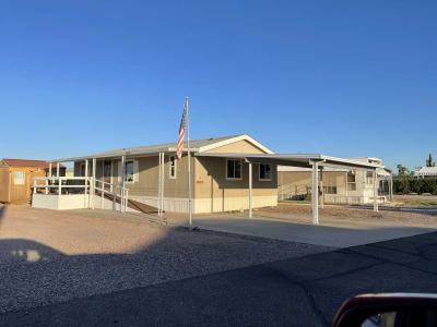 Paradise Community Mobile Home Park in Apache Junction, AZ | MHVillage