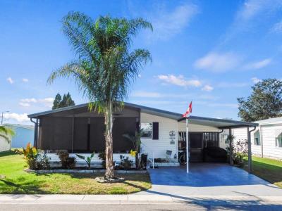 Forest Lake Estates Mobile Home Park in Zephyrhills, FL | MHVillage