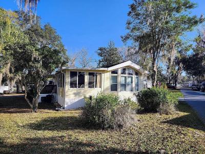 Holiday RV Village Mobile Home Park in Leesburg, FL | MHVillage