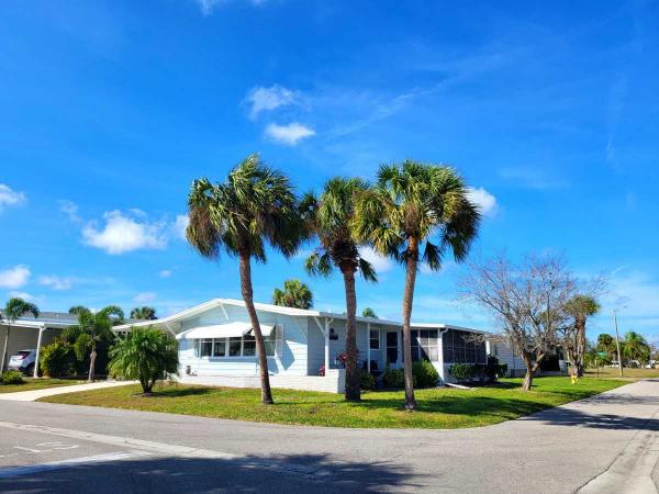 5942 Halifax Place Sarasota, FL | MHVillage