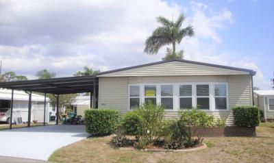 Landmark Naples Mobile Home Park in Naples, FL | MHVillage