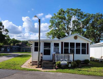 Holiday Springs RV Resort Mobile Home Park in Spring Hill, FL | MHVillage