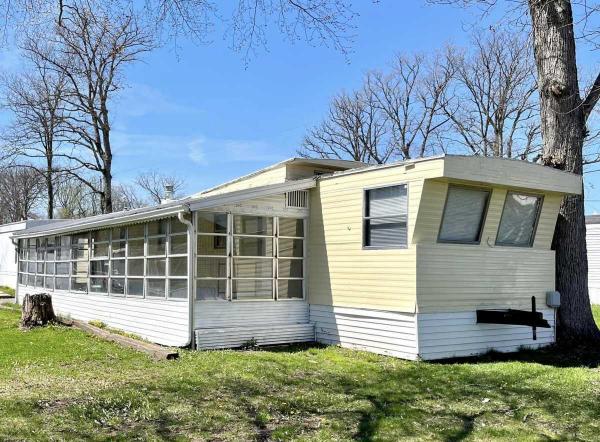 1967 Mobile Home For Sale | 2145 N Dixie Hway Lima, OH