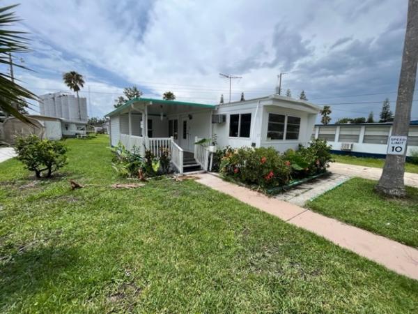 Mobile Home For Sale | 317 Davey Rd South Daytona, FL