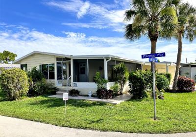 Landmark Naples Mobile Home Park in Naples, FL | MHVillage