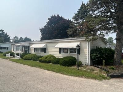 Avon on the Lake Senior Living Mobile Home Park in Rochester Hills, MI ...