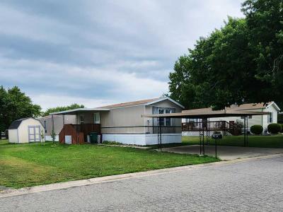 South Village Mobile Home Park in Topeka, KS | MHVillage
