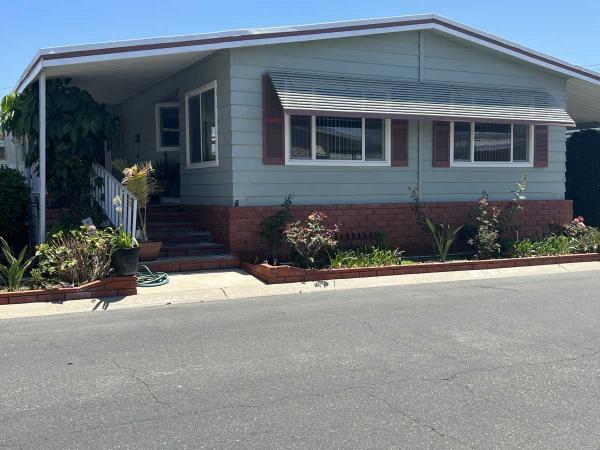 1977 Bendix Mobile Home For Sale | 1400 S. Sunkist #194 Anaheim, CA