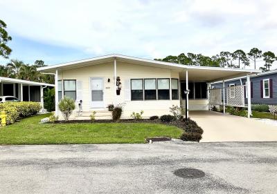 Landmark Naples Mobile Home Park in Naples, FL | MHVillage
