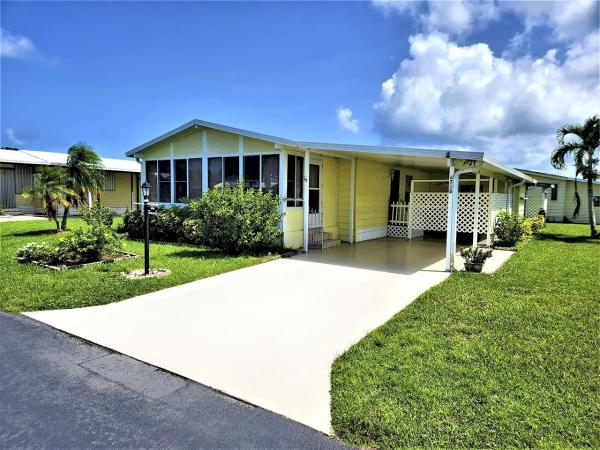 1987 Fleetwood Mobile Home For Sale | 4706 SE Basswood Terr Stuart, FL