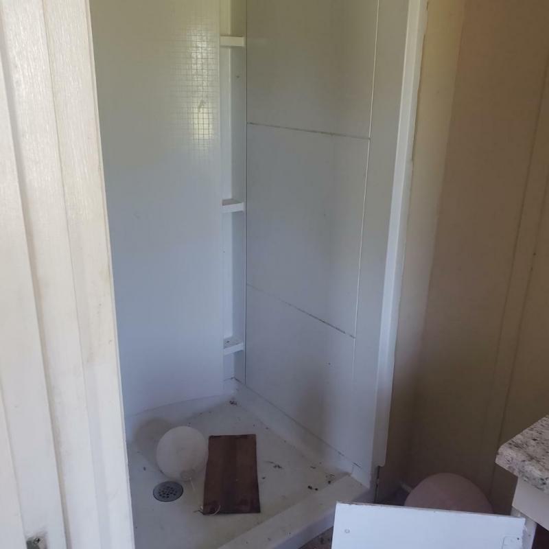 #0037AB Handy man special! Early 90’s 28×44, 3 Bedrooms, 2 Full Baths ...