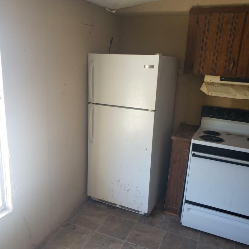 #0037AB Handy man special! Early 90’s 28×44, 3 Bedrooms, 2 Full Baths ...