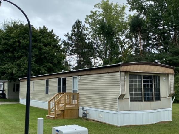1983 Nashua Mobile Home For Sale | 5383 Cedar Lot 54 Croswell, MI