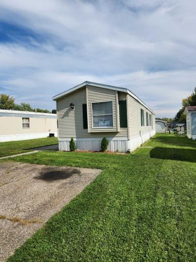 Maple Del Manor Mobile Home Park in Ravenna, OH | MHVillage