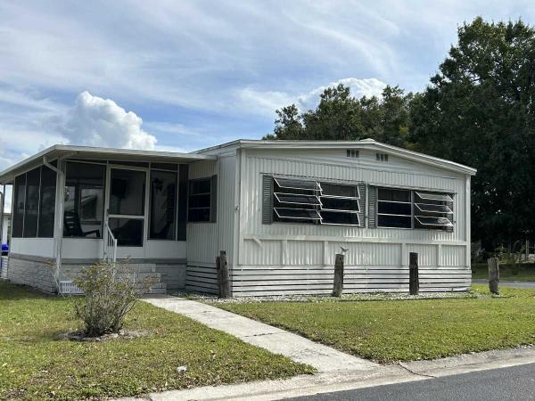 1973 Mobile Home For Sale | 907 Fountainview South Lakeland, FL
