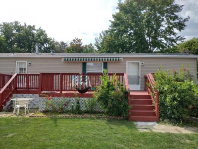 Beaver Lake Estates Mobile Home Park in Maplewood, MN | MHVillage