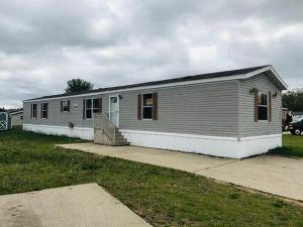 1996 Redman Mobile Home For Sale | 1882 Snowberry Way Muskegon, MI