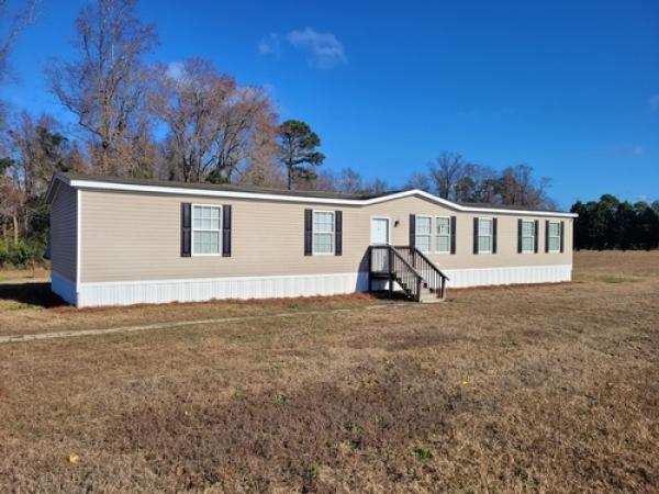 2009 DESIGNER Mobile Home For Sale | 10025 Nc Highway 41 Lumberton, NC