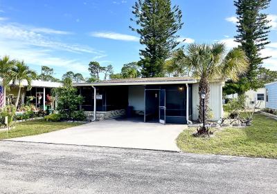 Landmark Naples Mobile Home Park in Naples, FL | MHVillage