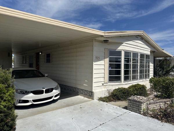 1978 Mobile Home For Sale | 925 W Ybor Ave Venice, FL