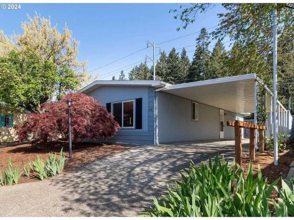 1980 Moduline Mobile Home For Sale | 100 SW 195th Avenue #62 Beaverton, OR