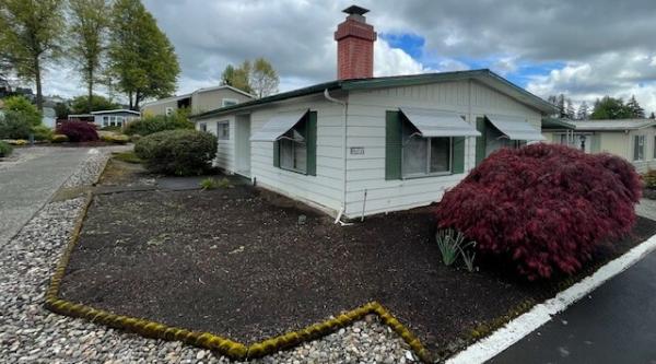 1974 Bendix Mobile Home For Sale | 17027 SW Eldorado Drive Tigard, OR