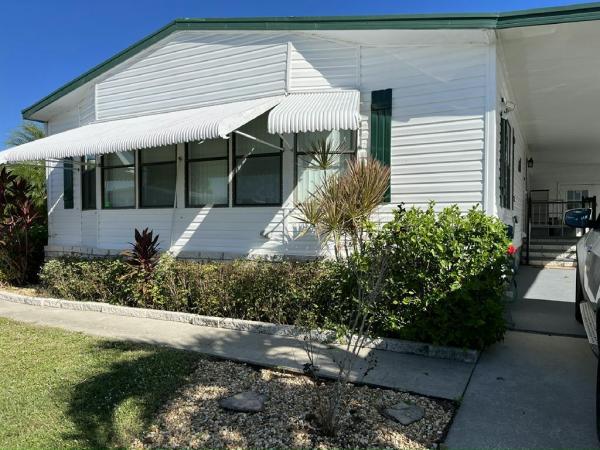 1986 Vict Mobile Home For Sale | 1405 82nd Avenue, Site #217 Vero Beach, FL